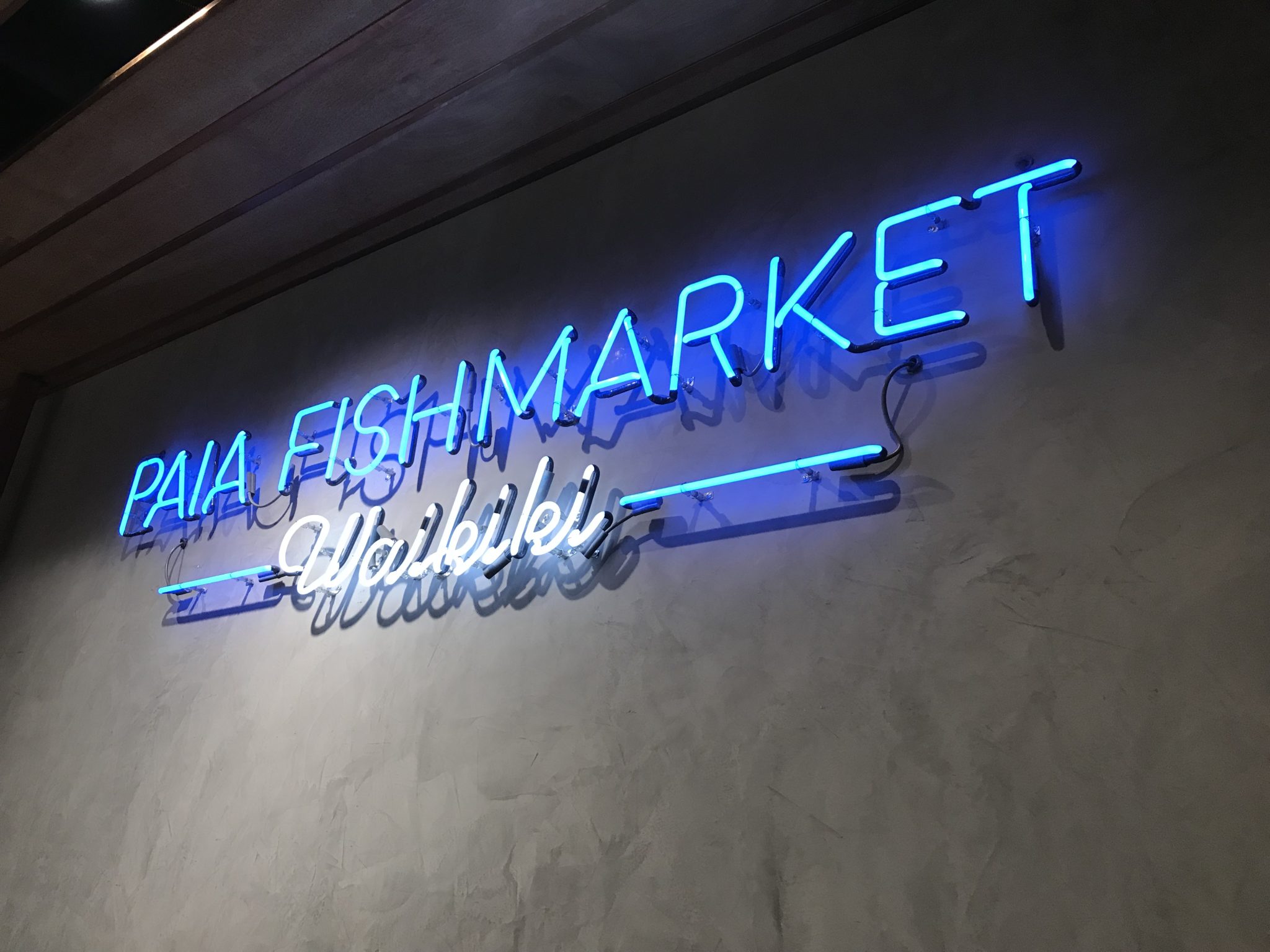 Onde comer em Waikiki (Hawaii): Paia Fish Market - Juny Pelo Mundo